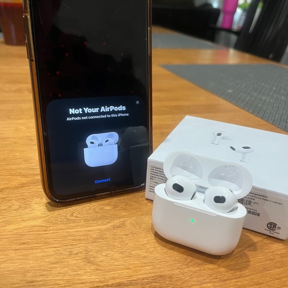 Apple | Headphones | Wireless Earbuds With Charging Case White Case ...